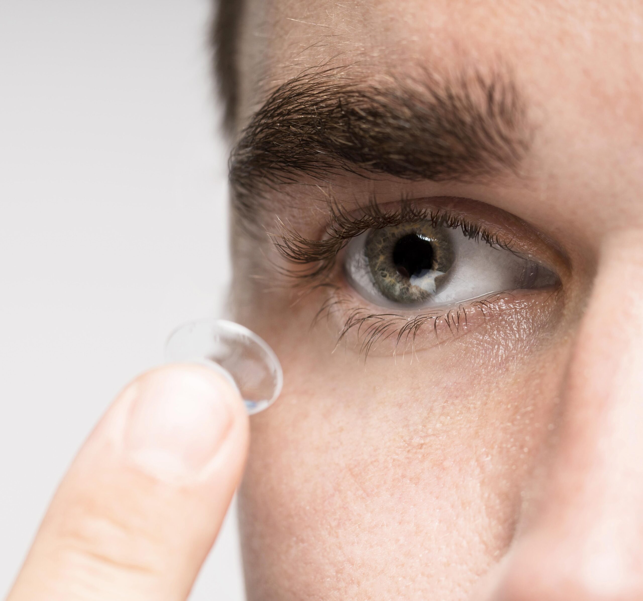 Exploring Your Contact Lens Options - Eyes on Burbank Optometry ...